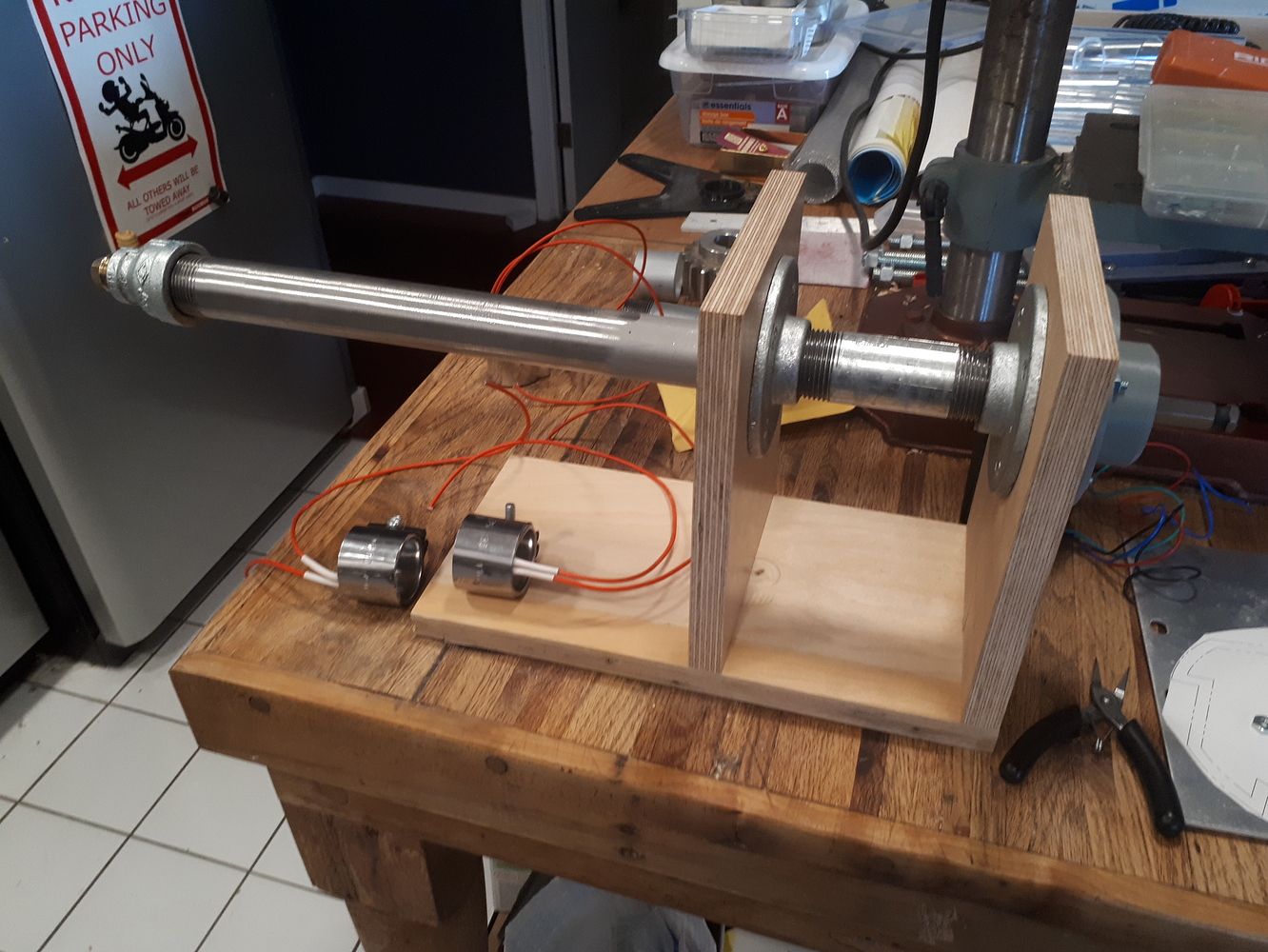 Plastic extruder - Projects - VHS Talk - Vancouver Hack Space